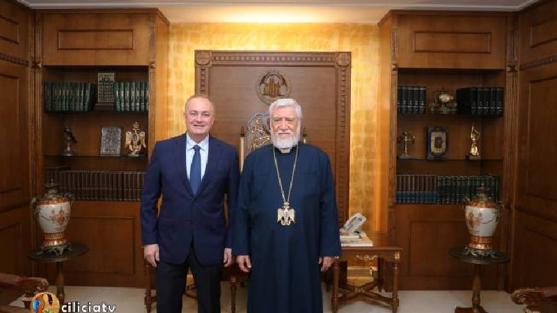 Արամ Ա-ն ընդունել է Լիբանանում ՀՀ և ՌԴ դեսպաններին - Shabat.am